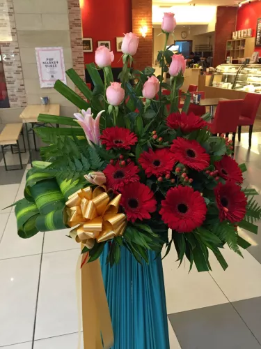 roses and daisy congratulatory flower stand - Garden Scents's Flower on ...